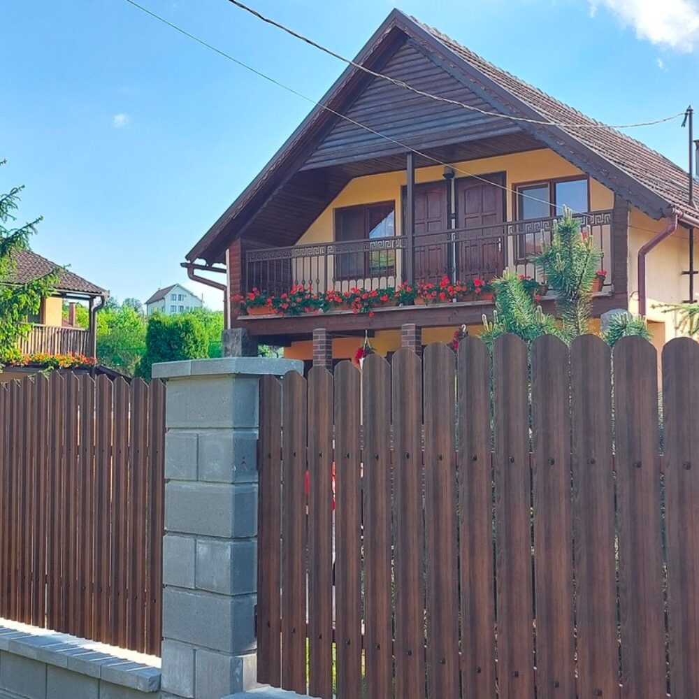 SIPCA METALICA GARD MAHON IMITATIE LEMN 0,40MM - Materiale Construct